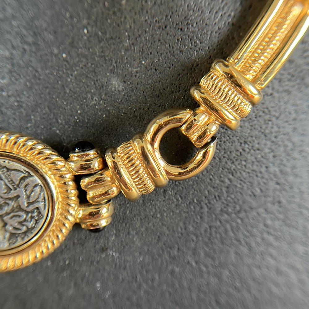 Mary Kay Vintage Roman Coin Gold Tone Necklace Choker - Gem